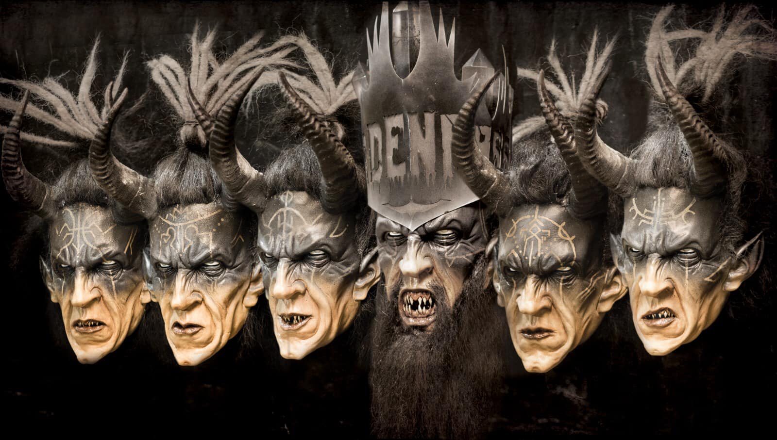 Maskenschmiede Koller - Brauchtum Krampus Perchten Teufel Klausen und mehr