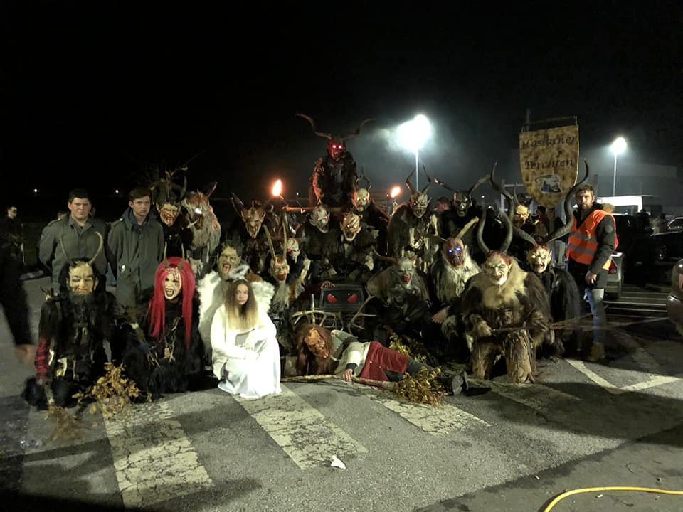 Haslacher Perchten - Brauchtum Krampus Perchten Teufel Klausen und mehr