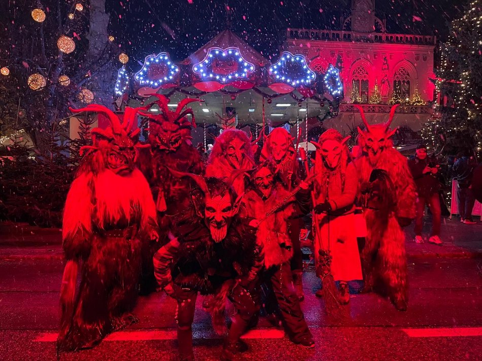 Radix-Pass - Brauchtum Krampus Perchten Teufel Klausen und mehr